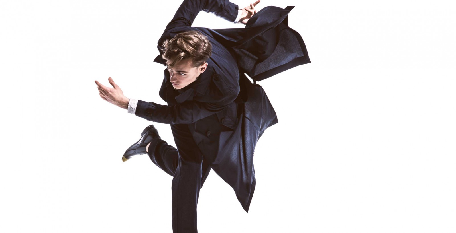 Style in Motion: 9 Wardrobe Essentials You Need This Spring - Sharp ...