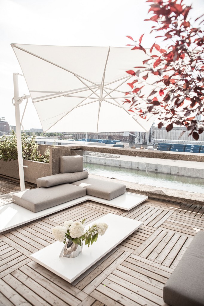 Take a Look Inside Habitat 67's Newly Renovated Penthouse Apartment ...