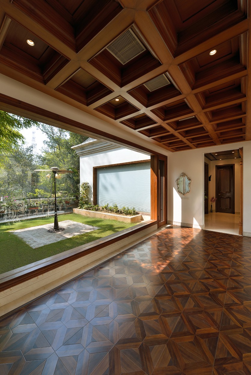 You Need to See the Atrium in This Jaw-Dropping Modern Villa - Sharp ...
