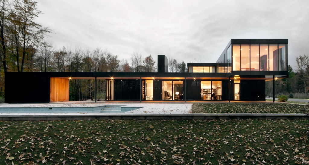 Could This Modern Quebec Wonder Be the Perfect Family Cottage? - Sharp ...