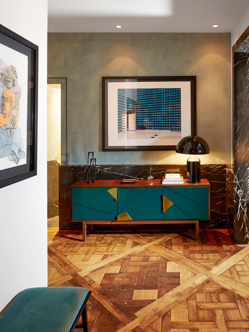 This Paris Apartment Is a Stunning Mix of Modern Design and Classic ...