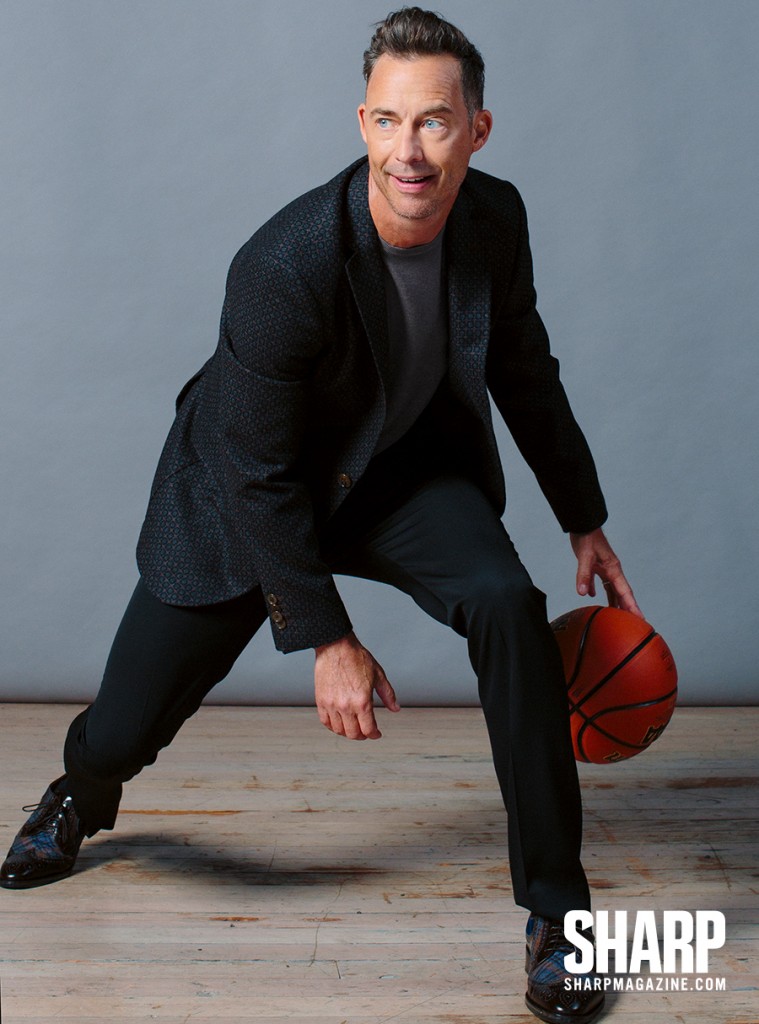 The Flash's Tom Cavanagh Spruces Up Our Favourite Fall Suits - Sharp ...