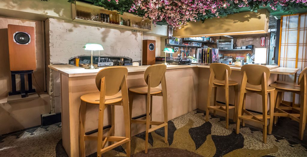 Here’s the One Trend Taking Bar Culture by Storm - Sharp Magazine