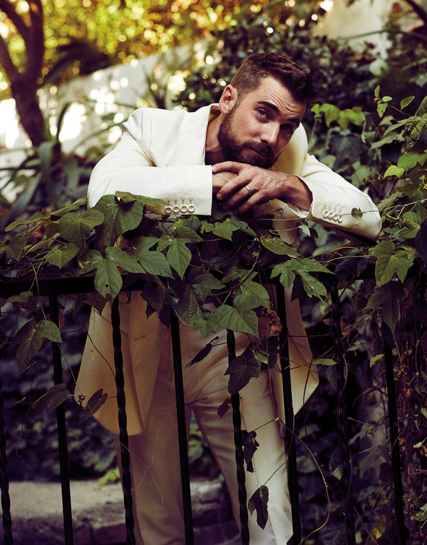 Schitt’s Creek Star Dustin Milligan Leans In to Cold Weather Style ...