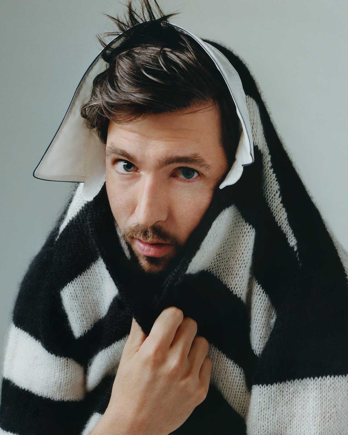 Nicholas Braun is Glowing Up - Sharp Magazine
