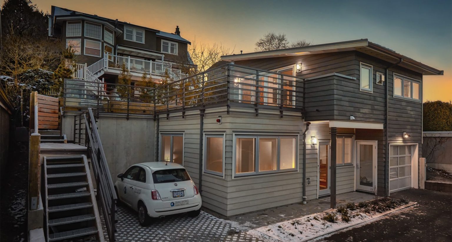 Sharp Magazine. Look Better, Feel Better, Know More