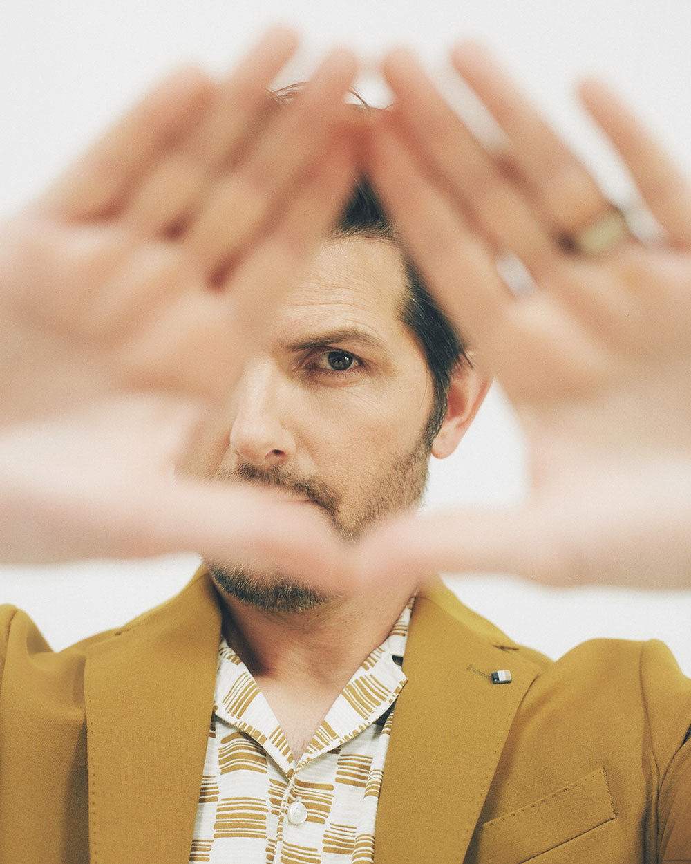 Profile: Adam Scott Breaks in Two - Sharp Magazine