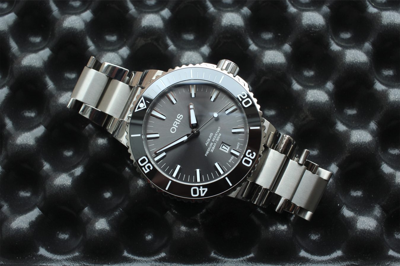 16 Watches That Weigh Practically Nothing At All - Sharp Magazine