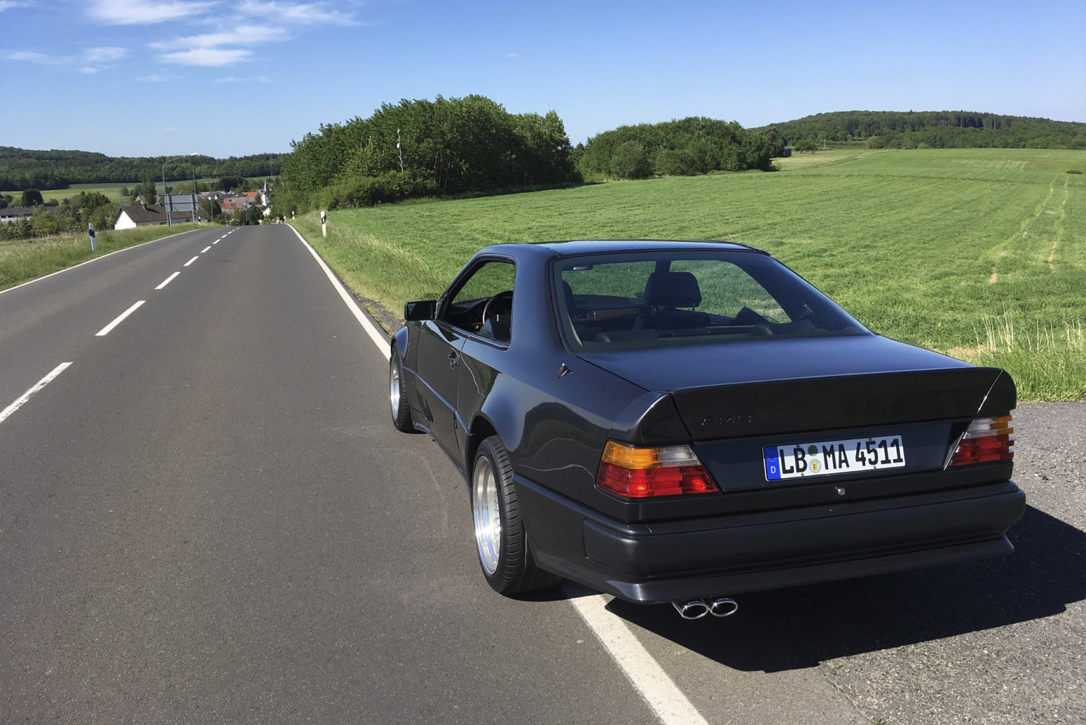 Driving the Legendary 1988 Mercedes-Benz 300CE AMG