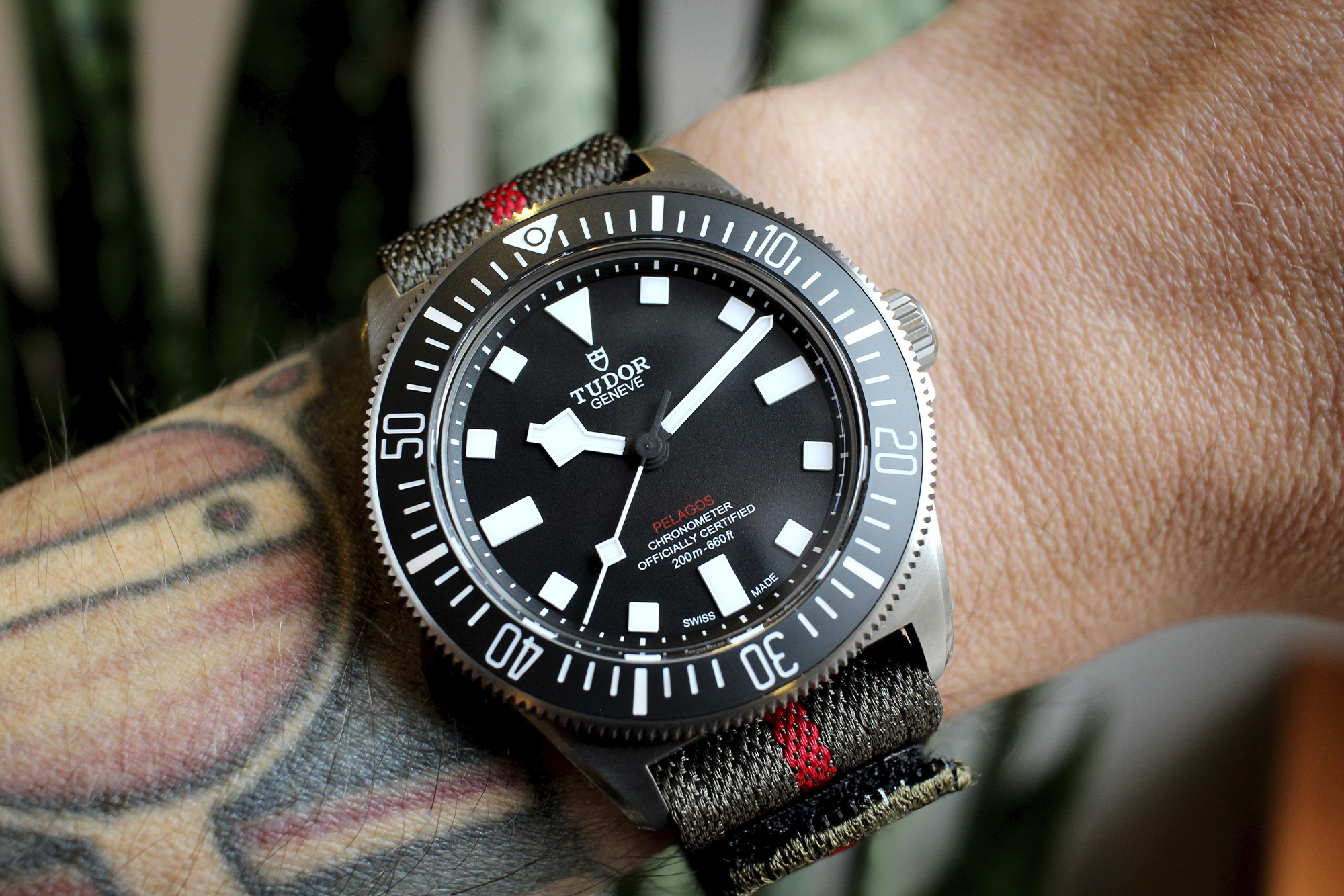 Tudor Pelagos FXD Pays Tribute to the Watches of US Navy Divers - Sharp ...