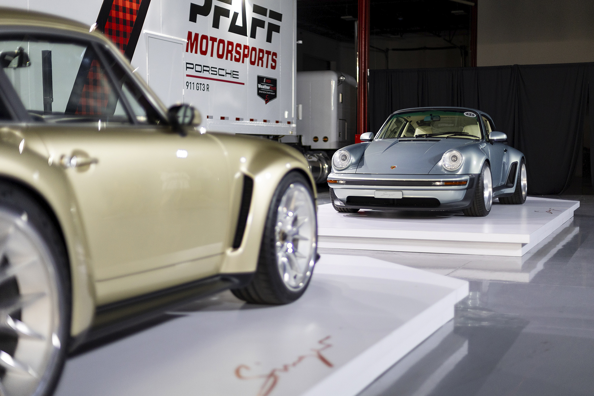 The Ultimate Vintage 911: $3-Million Porsche Reimagined by Singer Makes ...