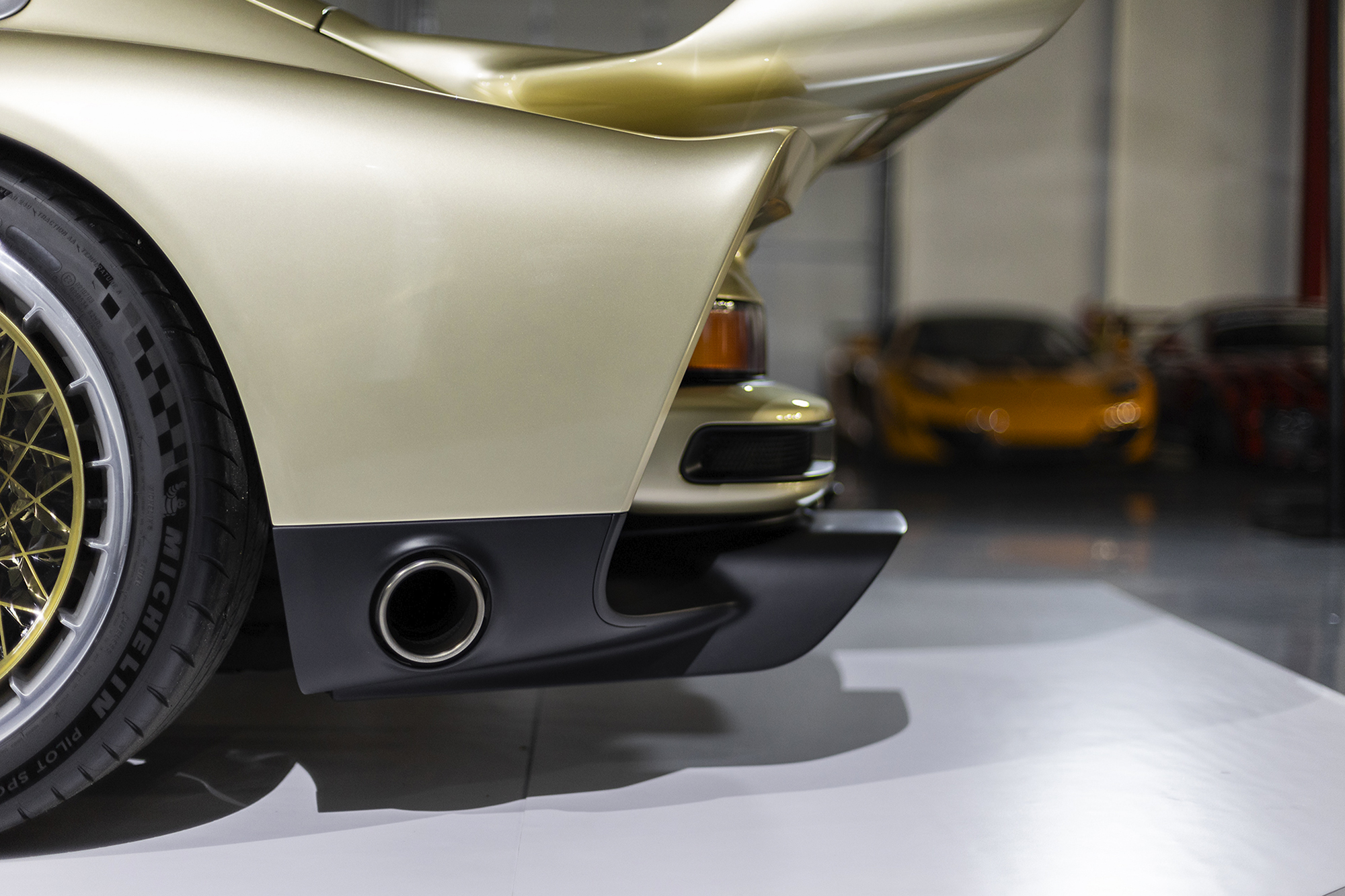 The Ultimate Vintage 911: $3-Million Porsche Reimagined by Singer Makes ...