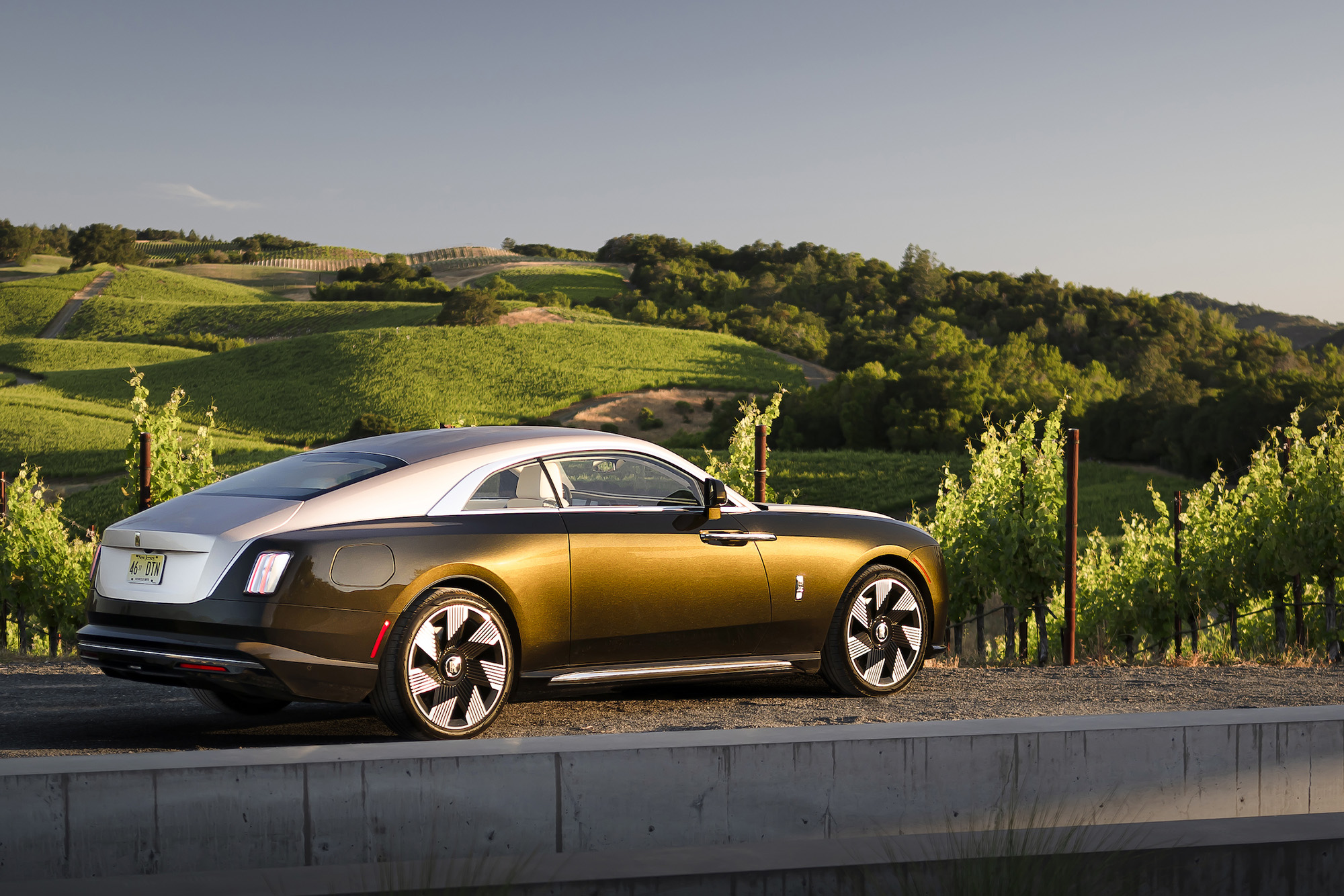 Driving the All-Electric Rolls-Royce Spectre - Sharp Magazine