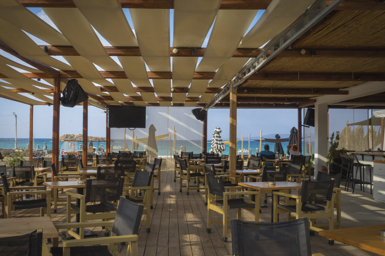 SHARP Travels: A Guide to Crete - Sharp Magazine