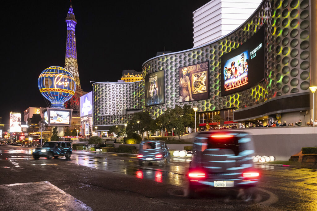 Watch the Electric Mercedes G-Wagon's 720 G-Turn in Vegas - Sharp Magazine