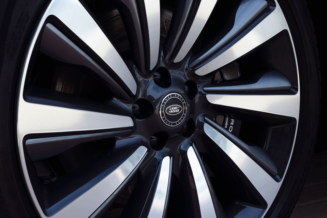 1-of-8: Exclusive Range Rover SV Arete Edition Debuts in Whistler ...