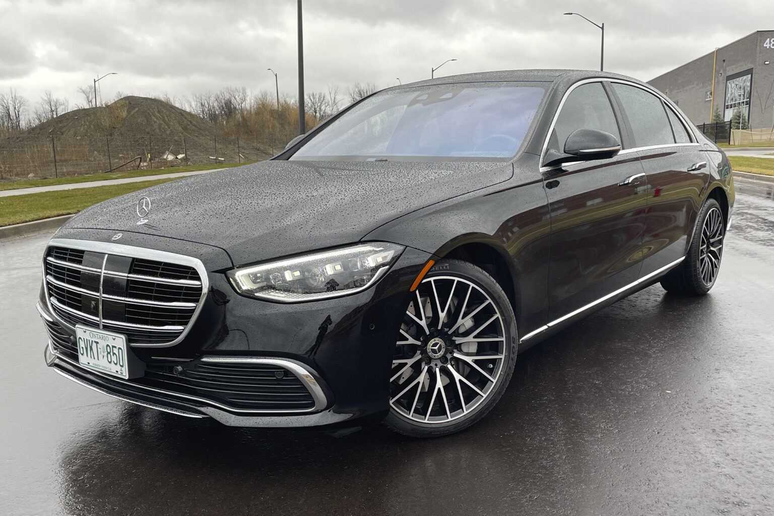 SHARP Drives: Plug-In Hybrid Mercedes S 580e - Sharp Magazine
