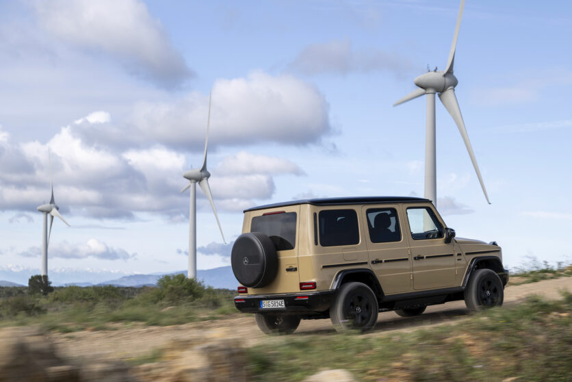 SHARP Drives the 2025 Mercedes-Benz G 580 - Sharp Magazine