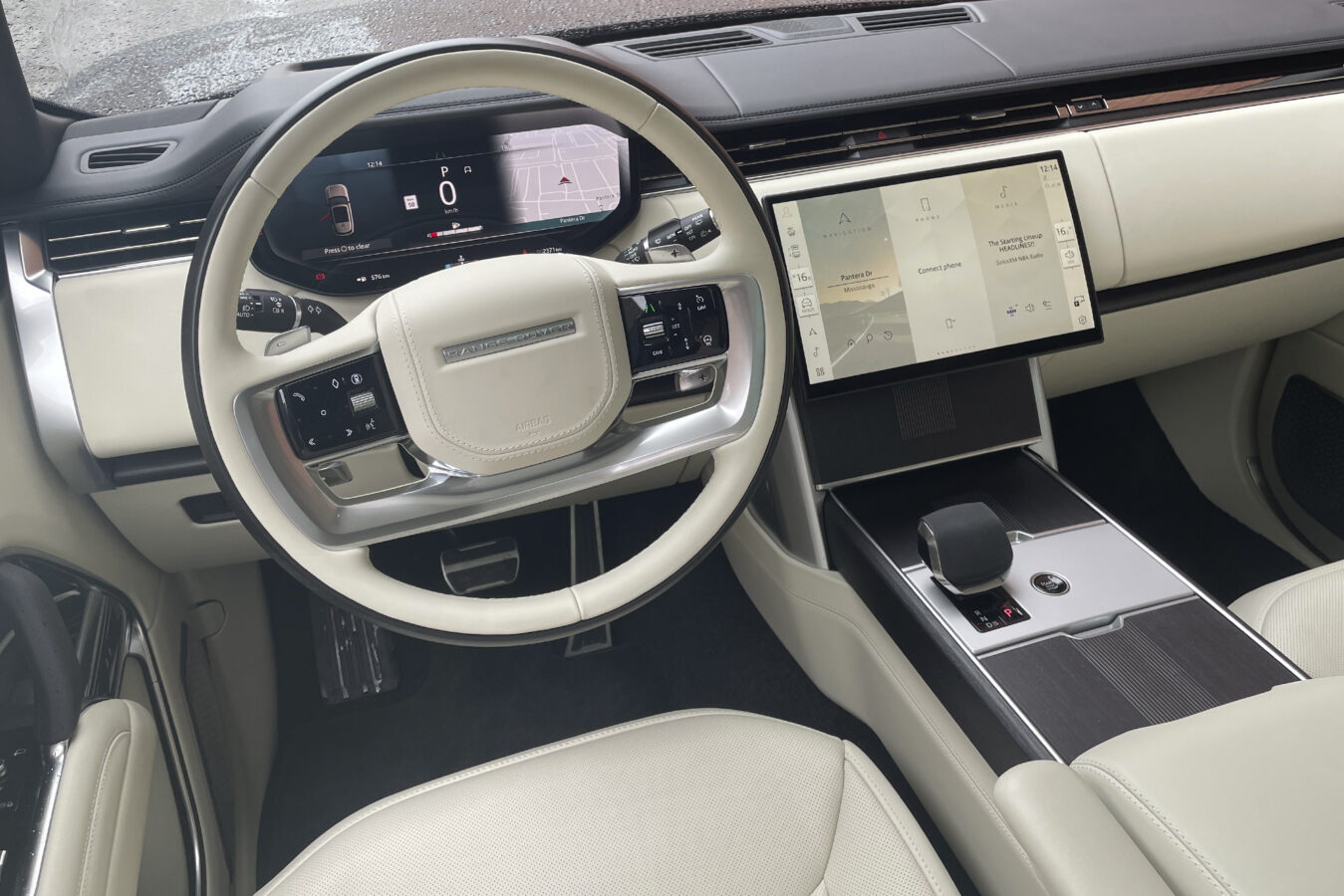 SHARP Drives: Range Rover LWB Autobiography - Sharp Magazine