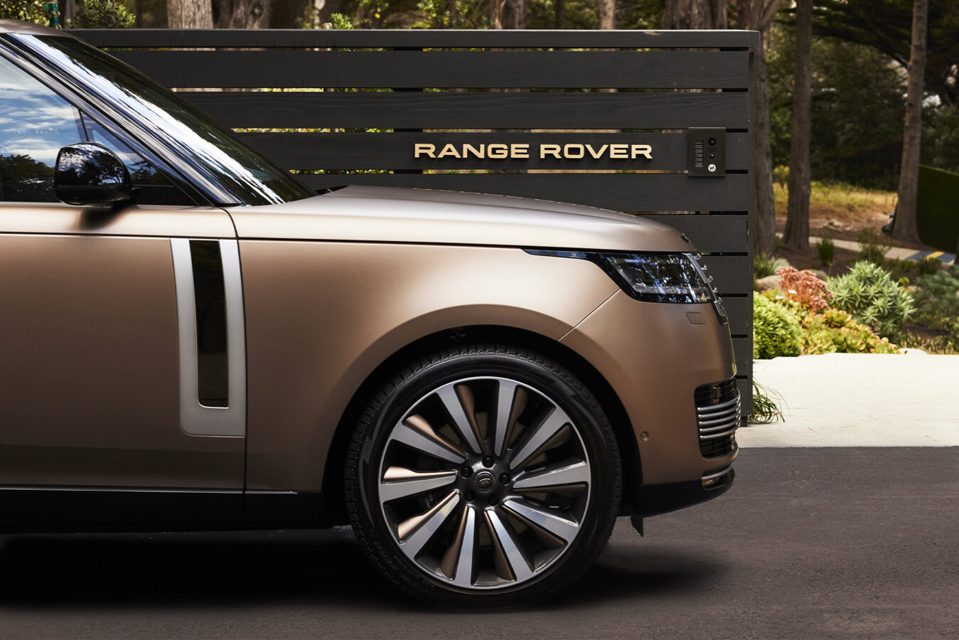 See the Best Limited Edition Range Rovers - Sharp Magazine