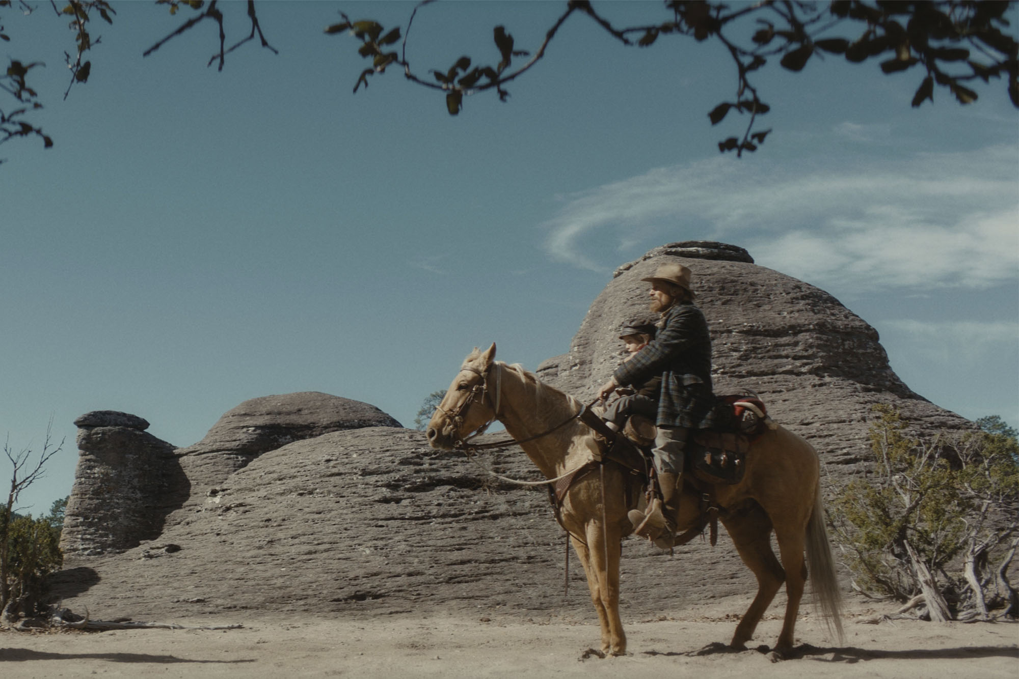 Viggo Mortensen Talks "The Dead Don't Hurt" & Modern Westerns - Sharp ...