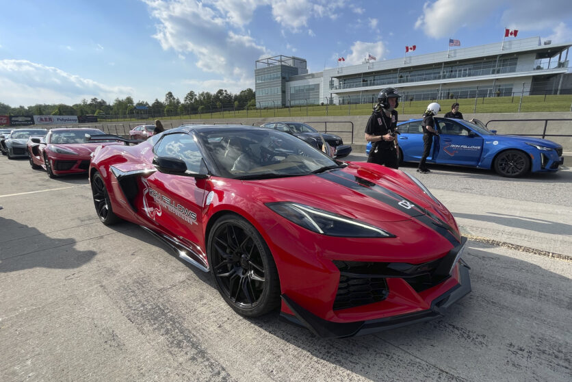SHARP Drives: The Chevrolet Corvette Stingray & Corvette Z06 - Sharp ...