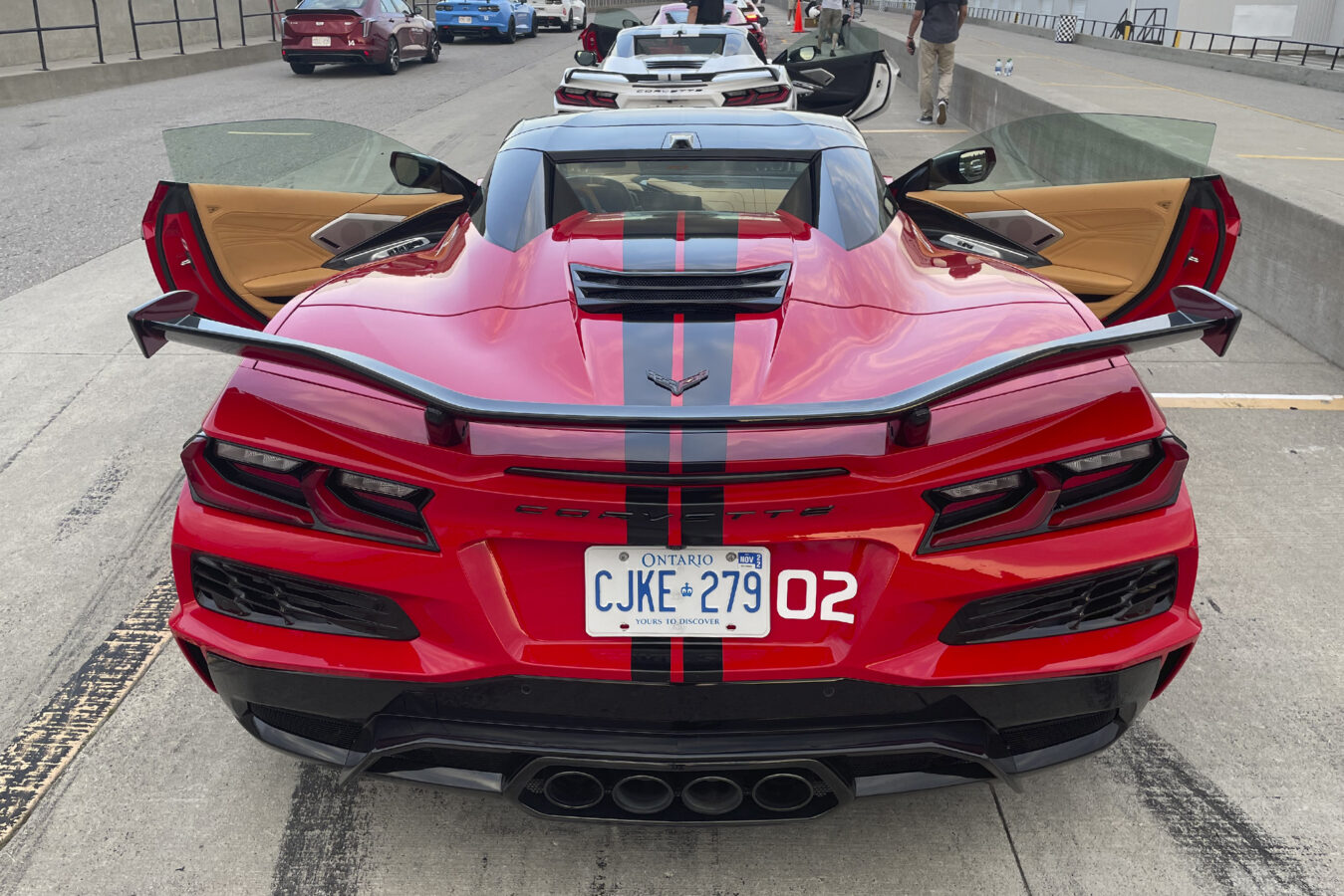 SHARP Drives: The Chevrolet Corvette Stingray & Corvette Z06 - Sharp ...