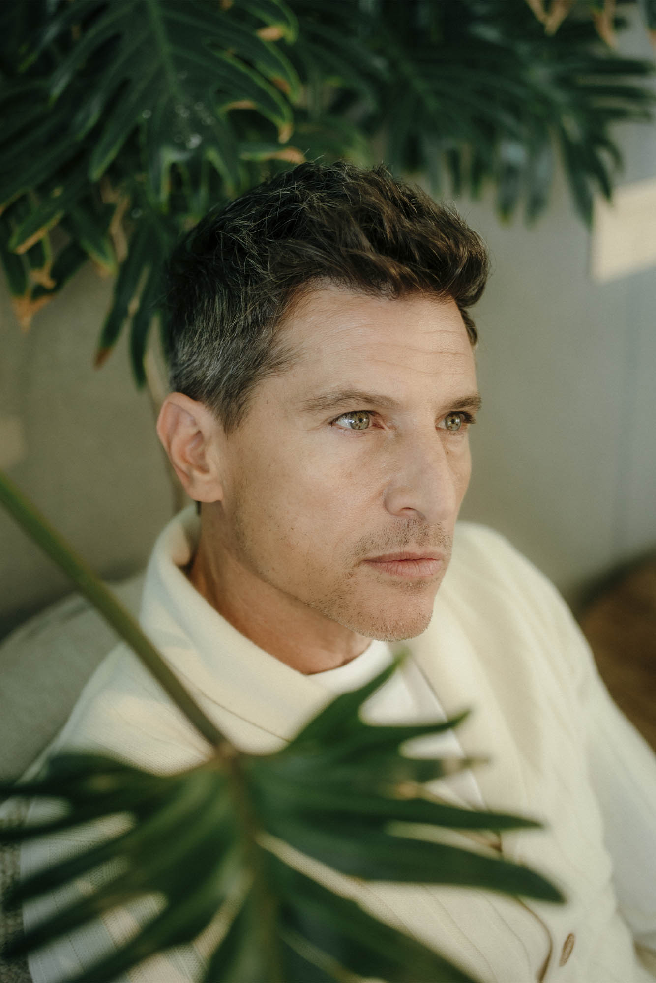 Simon Rex on "Blink Twice" & the Power of Positive Thinking - Sharp ...
