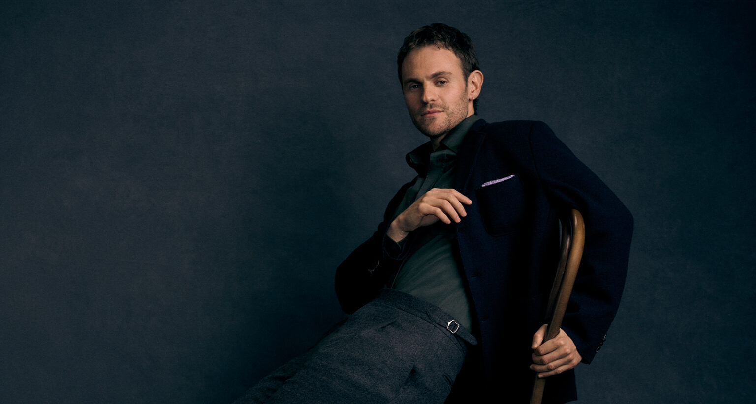 Behind the Scenes of 'The Rings of Power' With Charlie Vickers - Sharp ...