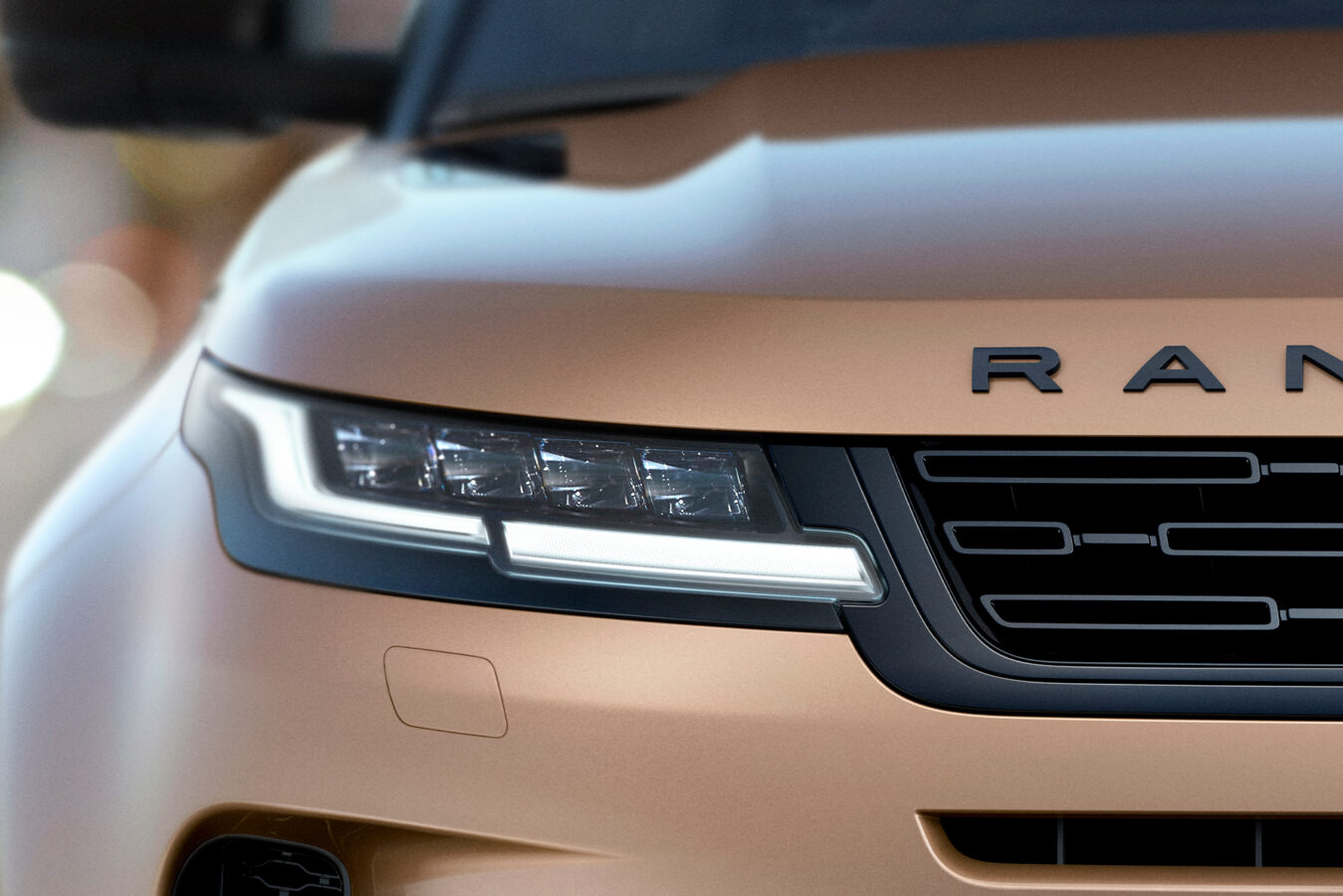 Discover Every Detail Behind the 2025 Range RoverTough Choices - Sharp Magazine