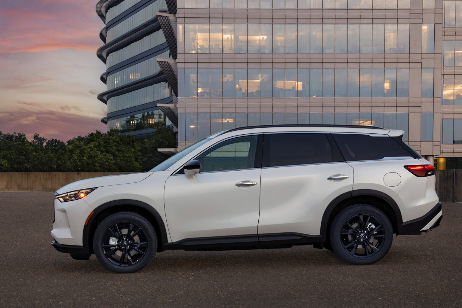 For 2025, the INFINITI QX60 Gets a Powerful VC Turbo Engine - Sharp ...