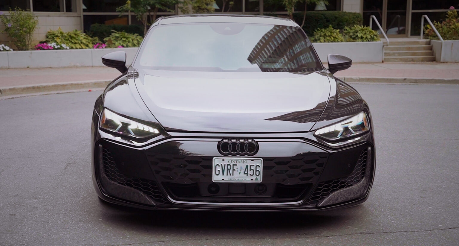 Sharp Magazine. Look Better, Feel Better, Know More