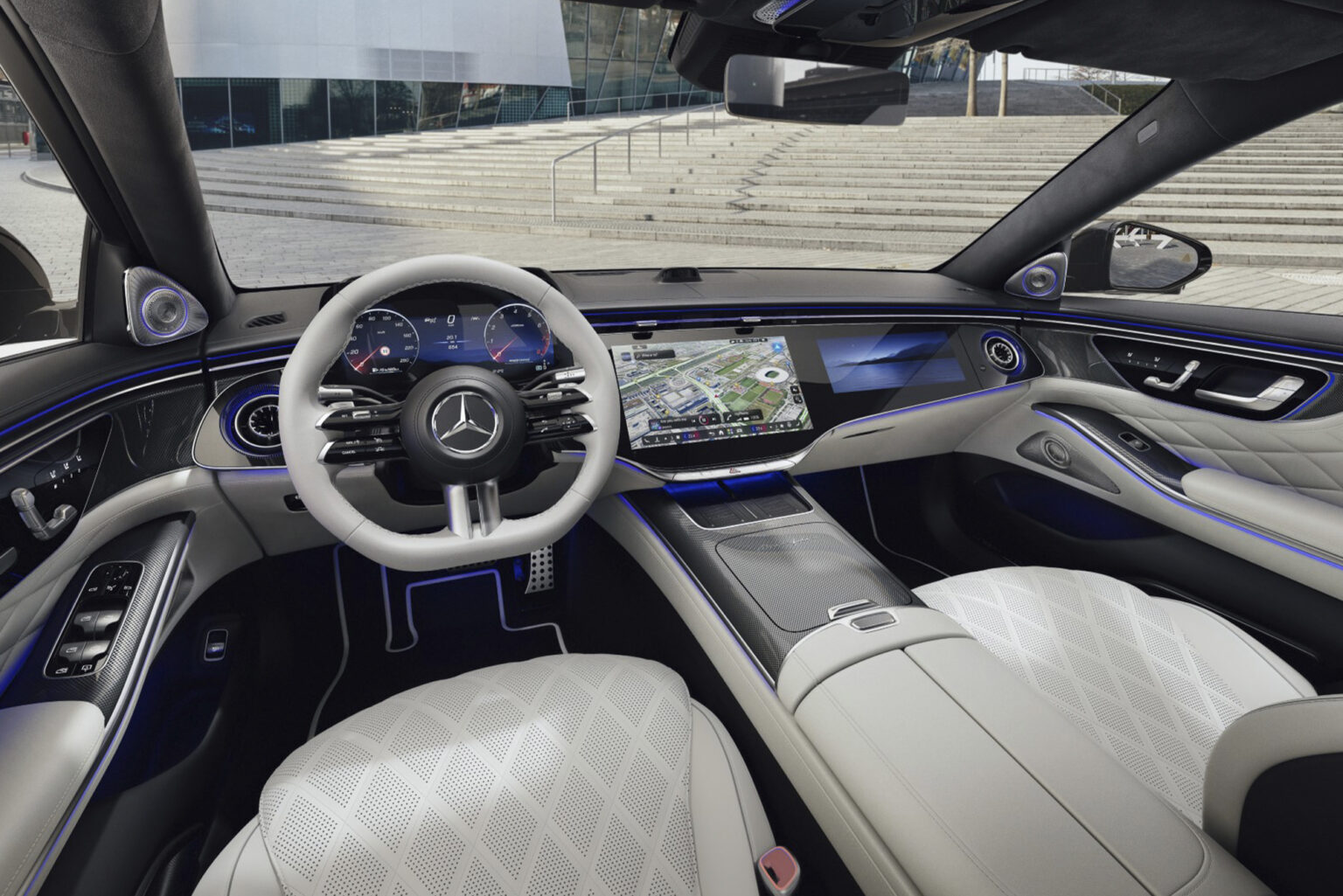 The New Flagship of Mercedes-Benz Has Everything to Prove - Sharp Magazine