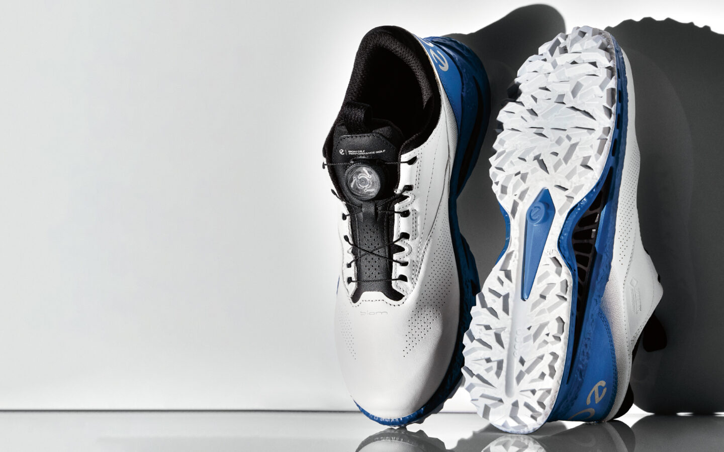SHARP Father’s Day Shopping Guide: 8 Gifts for Golf Lovers - Sharp Magazine